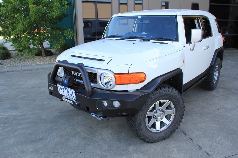 FJ Cruiser Bull Bar - KS Overland Evolution | Off Road Accesories
