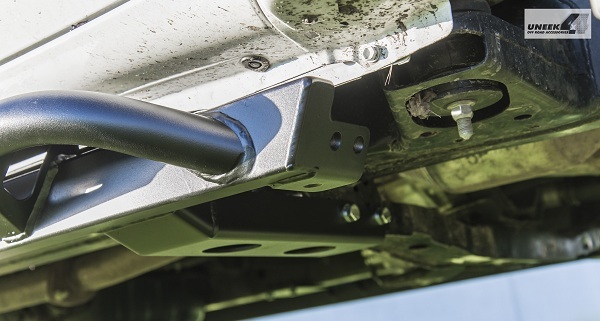 Toyota Hilux rock sliders - KS Overland Evolution | Off Road Accesories