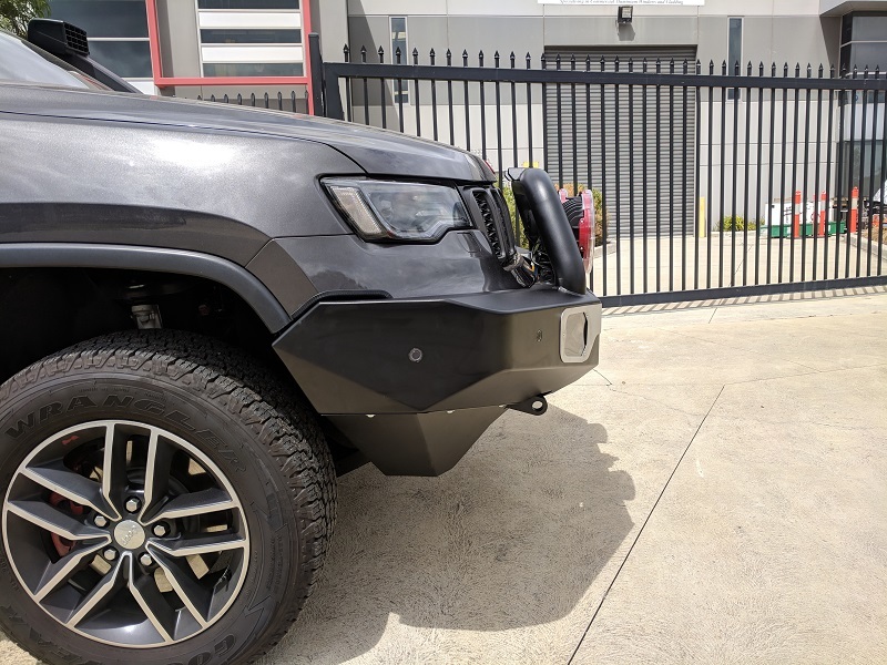 WK2 Jeep Grand Cherokee Commander Bull Bar 2017 - ON - KS Overland ...